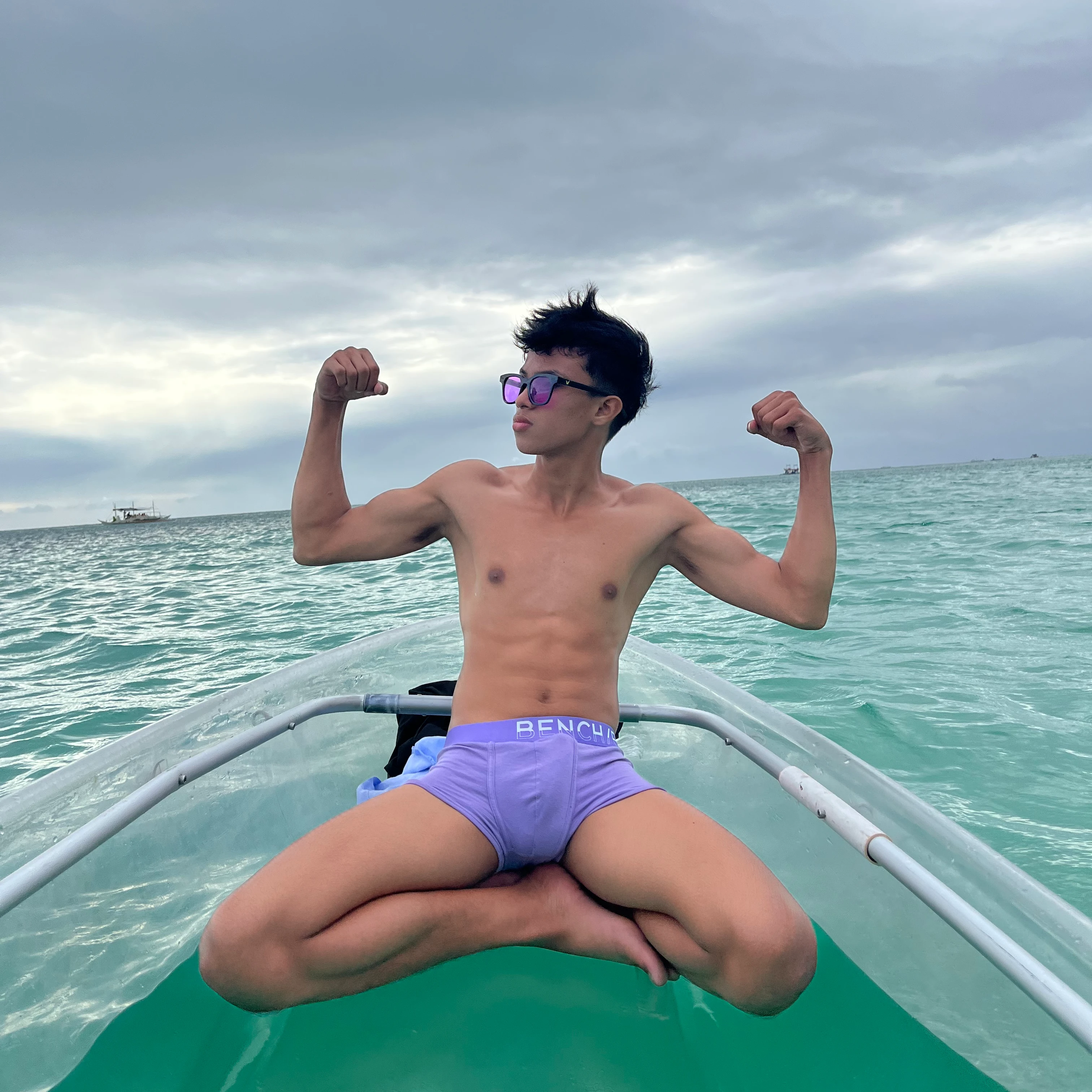 Pretty Young Boi - Fanvue