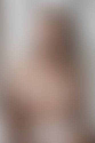 Elegant Edith Models - Fanvue